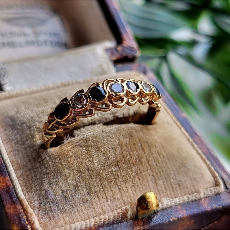 Gold Sapphire Ring - Etsy