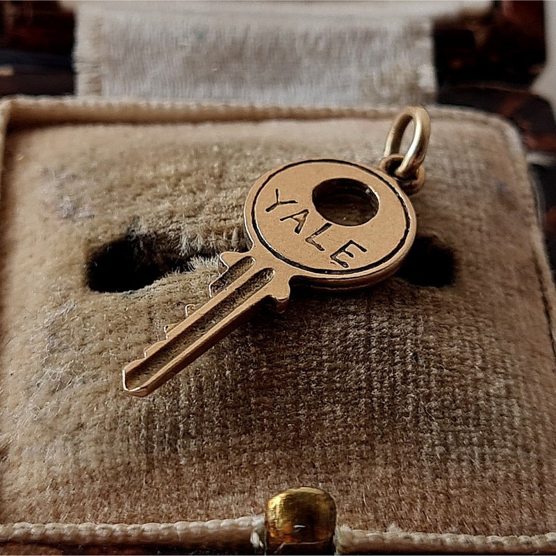 Vintage Key Charm - Etsy