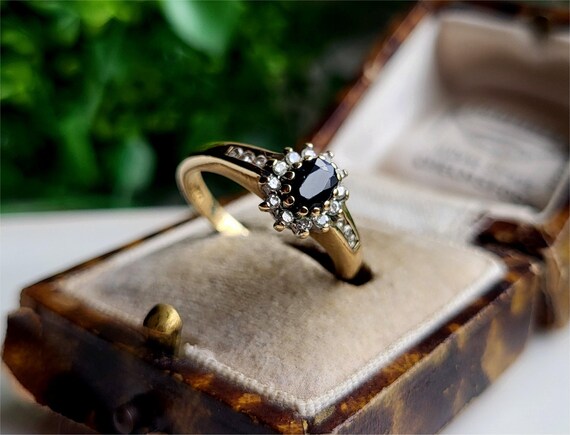 RARE UNSUAL Vintage 9ct Gold Diamond Sapphire Cluster… - Gem