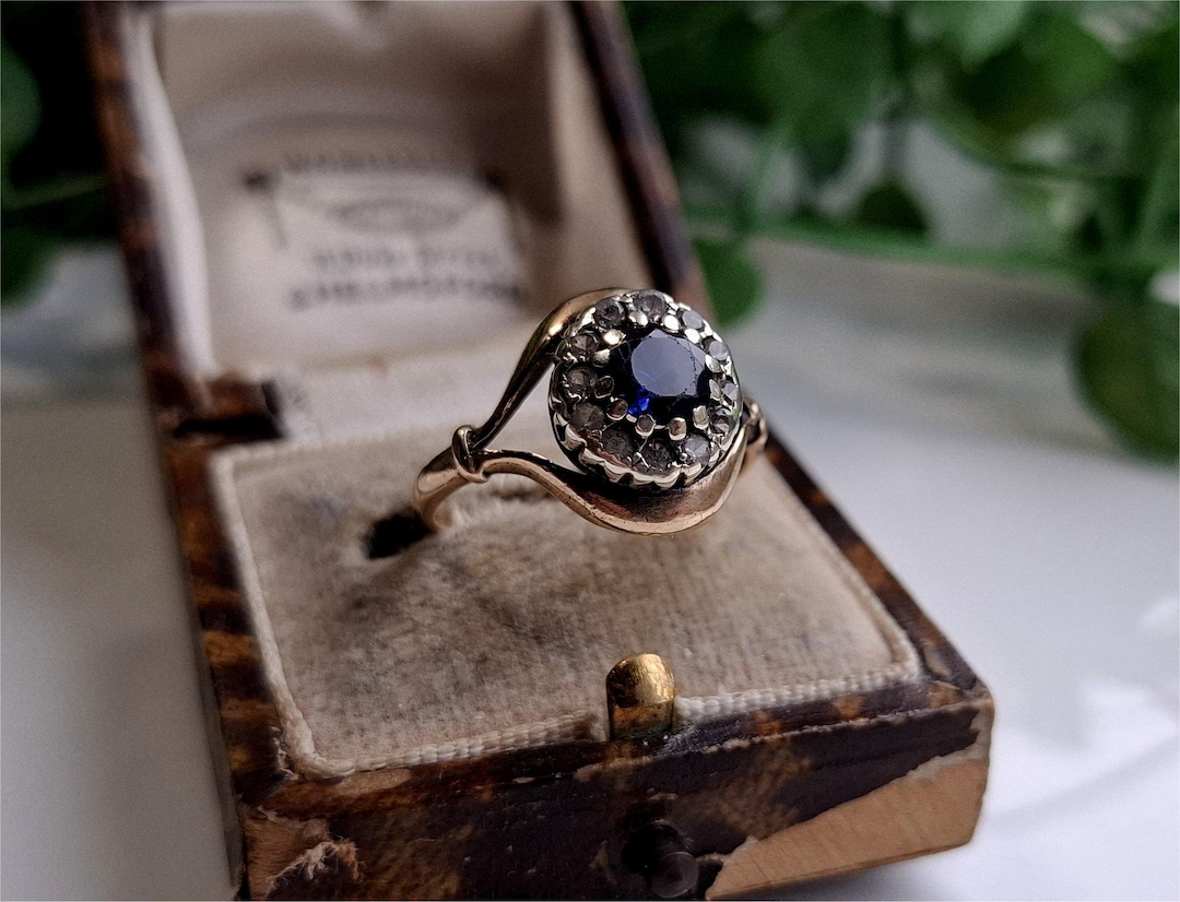 1970 Vintage 9ct Gold Blue and White Topaz Ring. STUNNING RING, OVER 50 ...