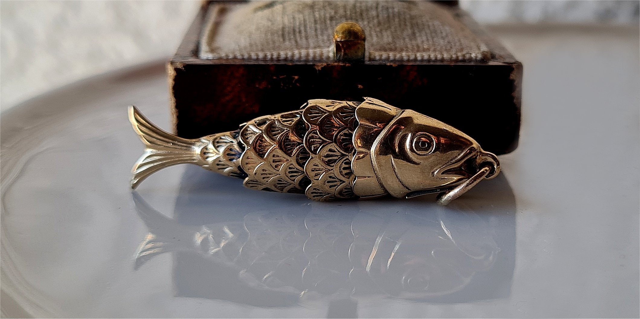 Vintage 9ct Gold MOVING Fish Charm / Pendant 9ct Gold | Etsy