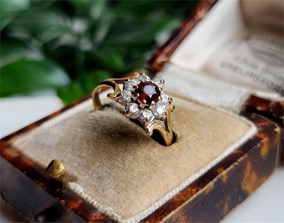 STUNNING Vintage 9ct Gold Garnet and White Topaz Cluster Ring, RESIZING ...