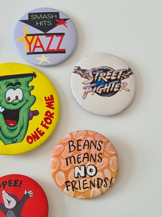 Vintage badges, 80's, 90's. Retro Badges. Gladiators.… - Gem
