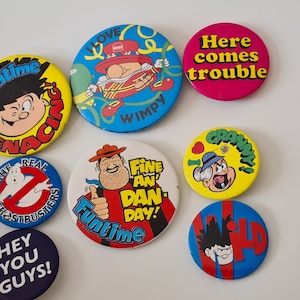 Vintage Badges, 80's, 90's. Retro Badges. Dennis the Menace ...