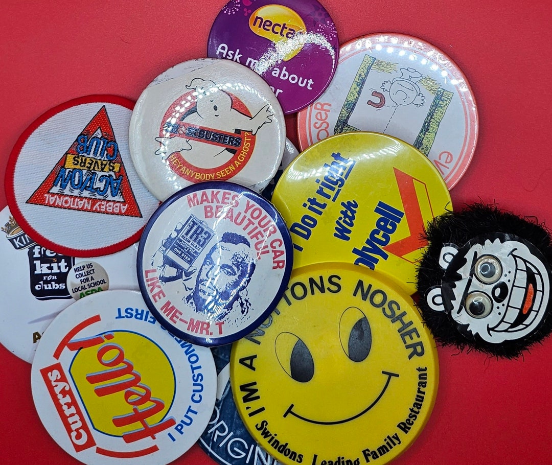 Large Vintage/retro Badges, 60's, 70's, 80's, 90's. Currys, Polycell ...