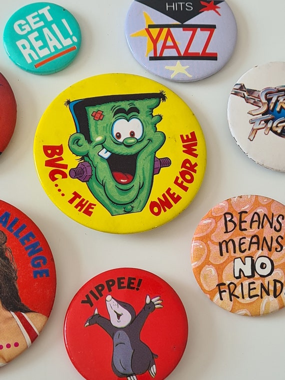 Vintage badges, 80's, 90's. Retro Badges. Gladiators.… - Gem