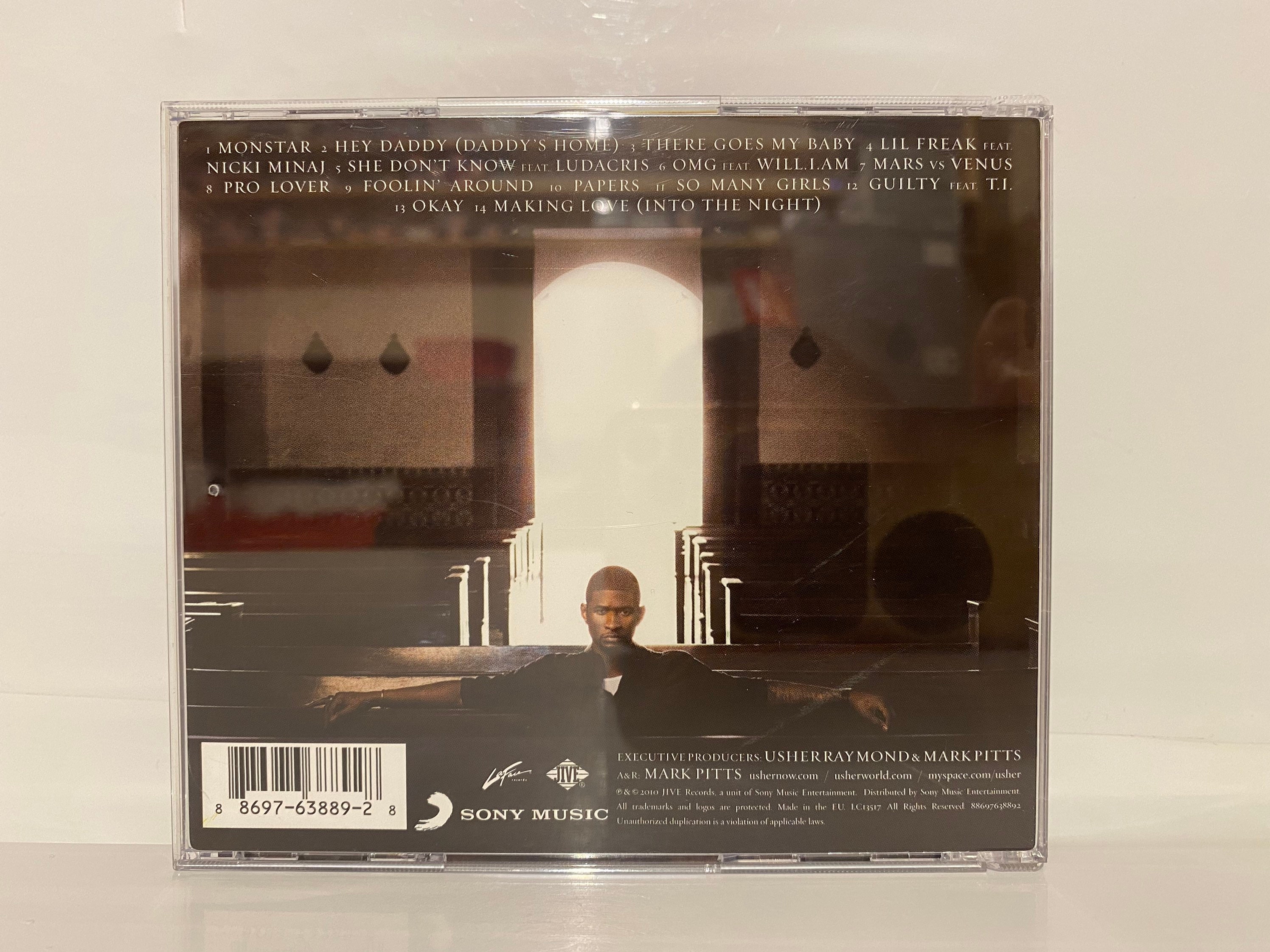 Usher Raymond V Raymond Album