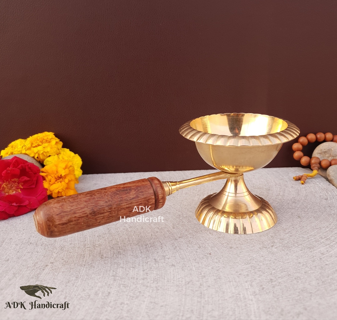 Brass Diya, 6.8" Inch, Pooja Aarti Diya, Home Temple Diya, Oil Lamp ...