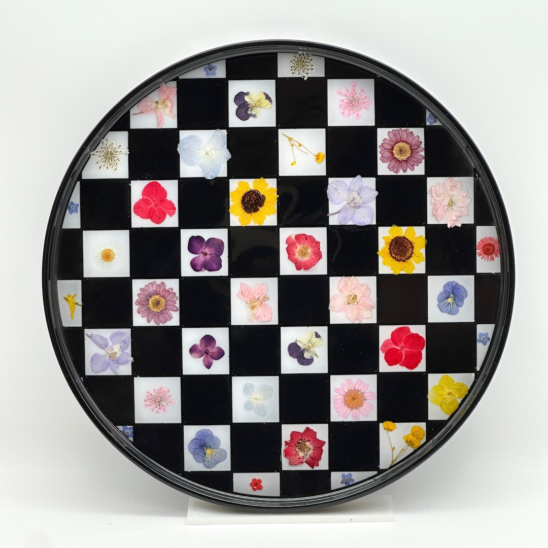 Custom 12in Round Resin Checkerboard Tray - Etsy