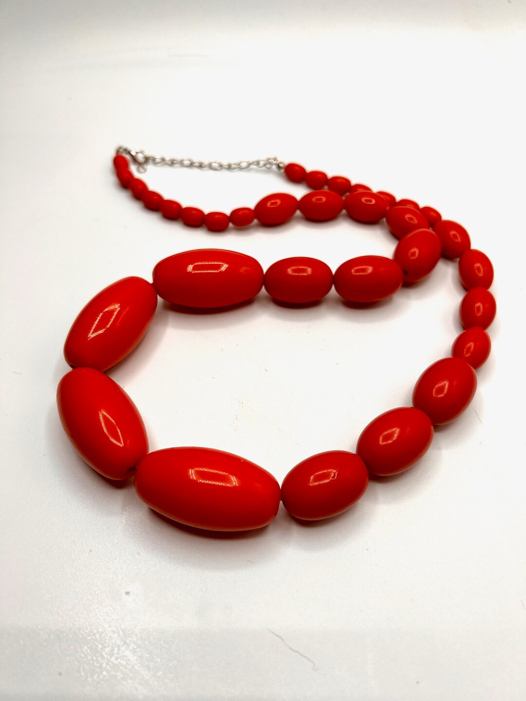 1970s Red Plastic Bead Necklace, Graduated Beads, Vintage Gift for Her ...