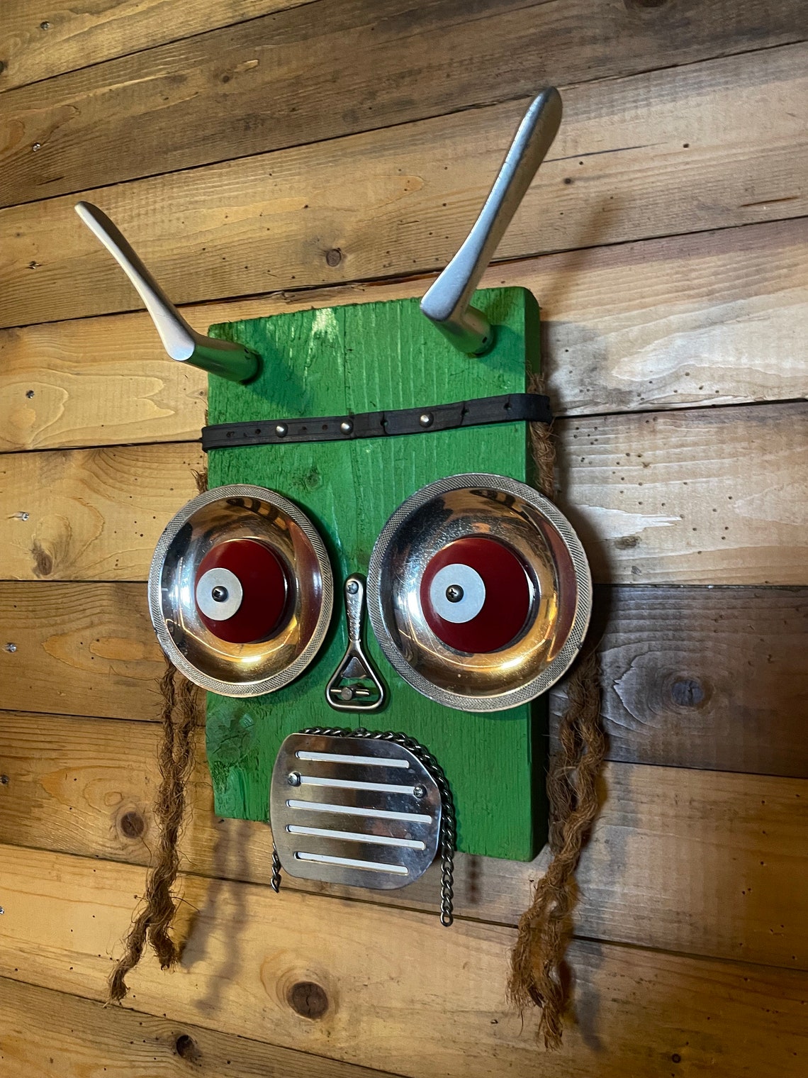 Scrap Wood Face (green) - Etsy