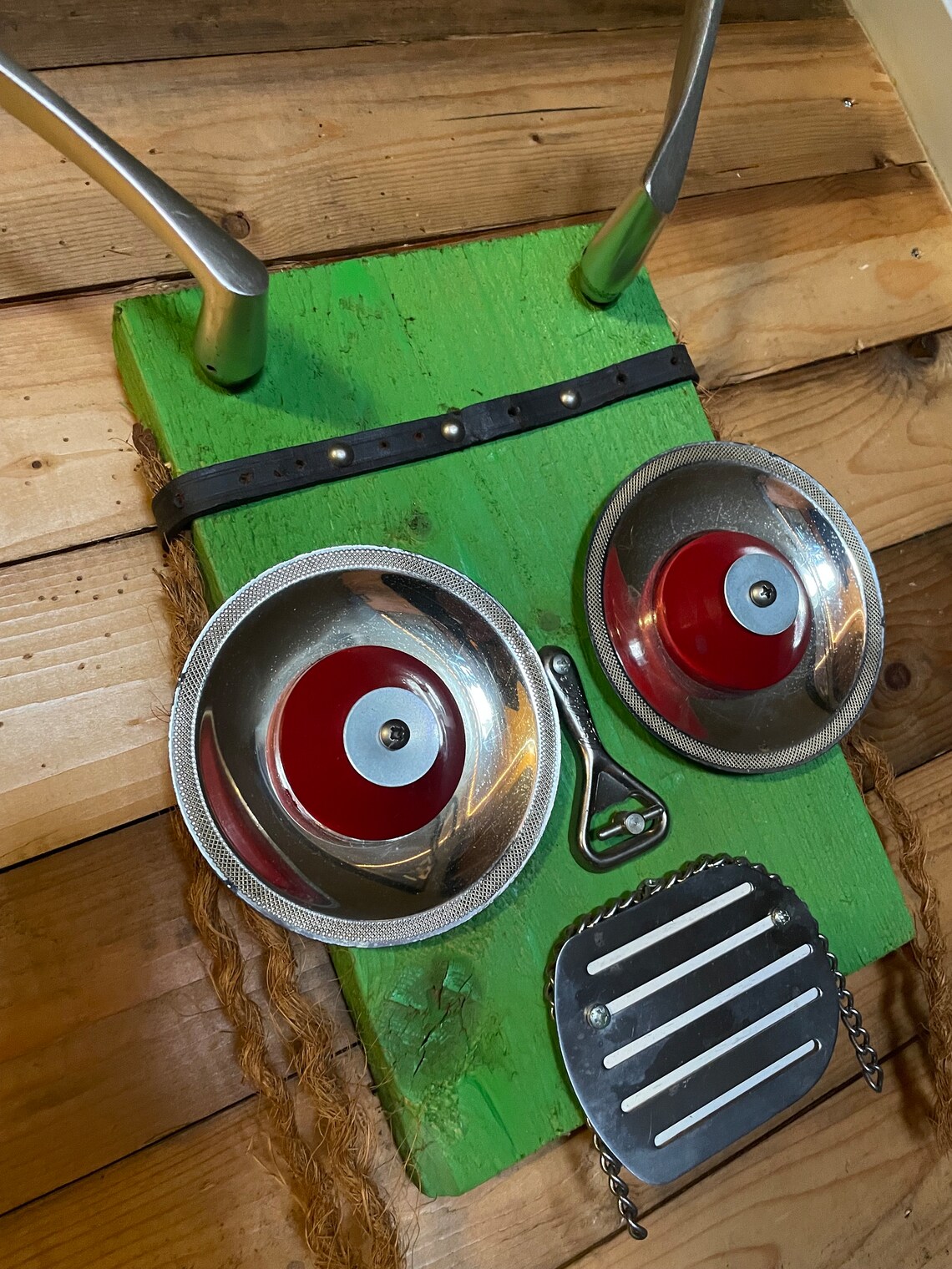 Scrap Wood Face (green) - Etsy