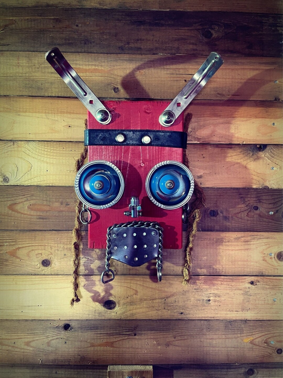 Scrap Wood Face (red) - Etsy