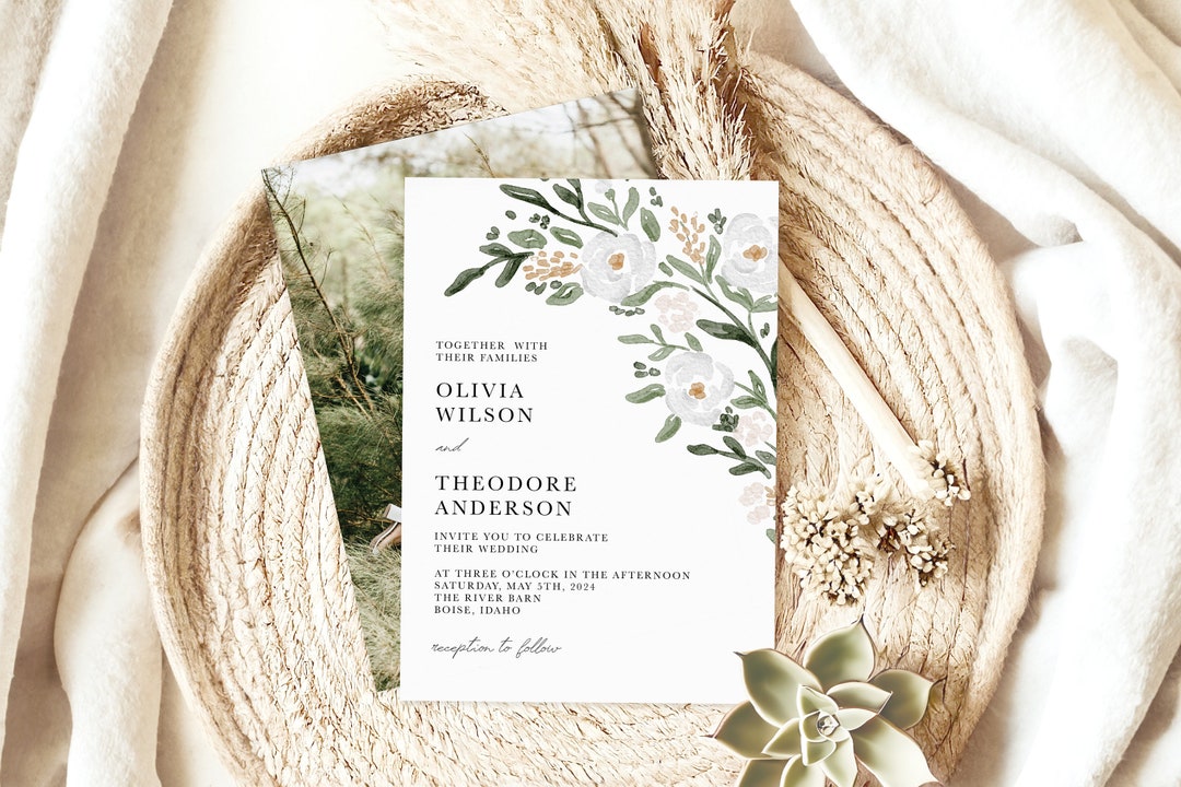 Simplistic Floral Wedding Invitation | Printed & Shipped - Etsy