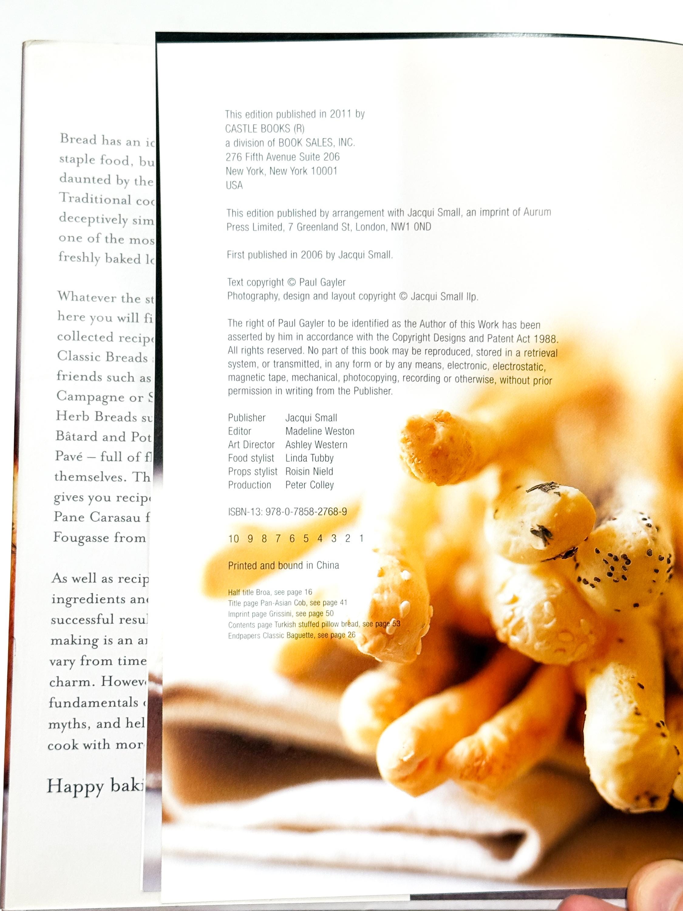 World Breads Cookbook: International Bread Recipes - Pre-owned ...