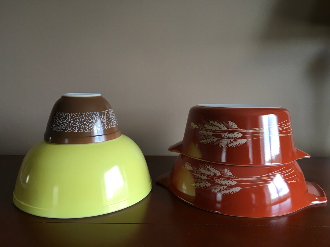 Vintage Pyrex Autumn Harvest Bowls Woodland Brown Yellow Primary Pyrex ...