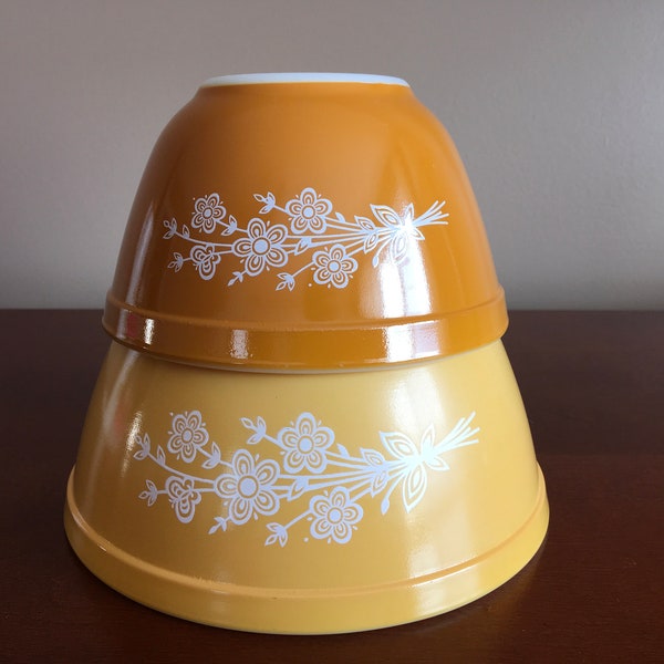 Gold Mixing Bowls - Etsy