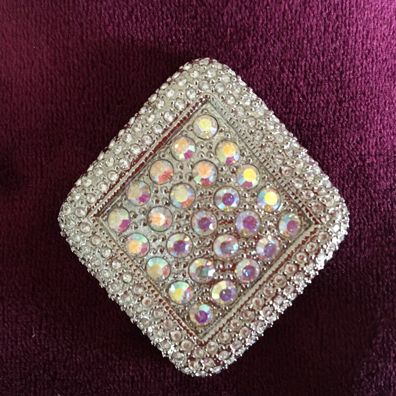 Butler Brooch - Etsy