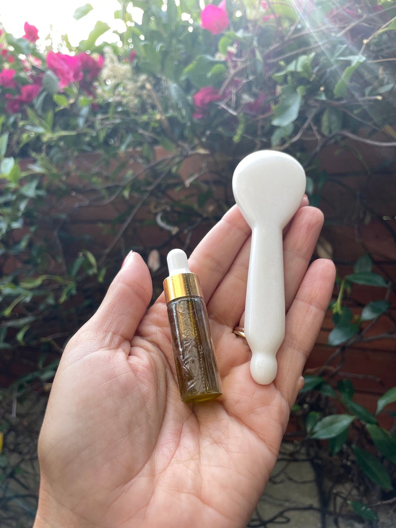 Face Sculpting White Jade Gua Sha Spoon Acupressure Gua Sha - Etsy