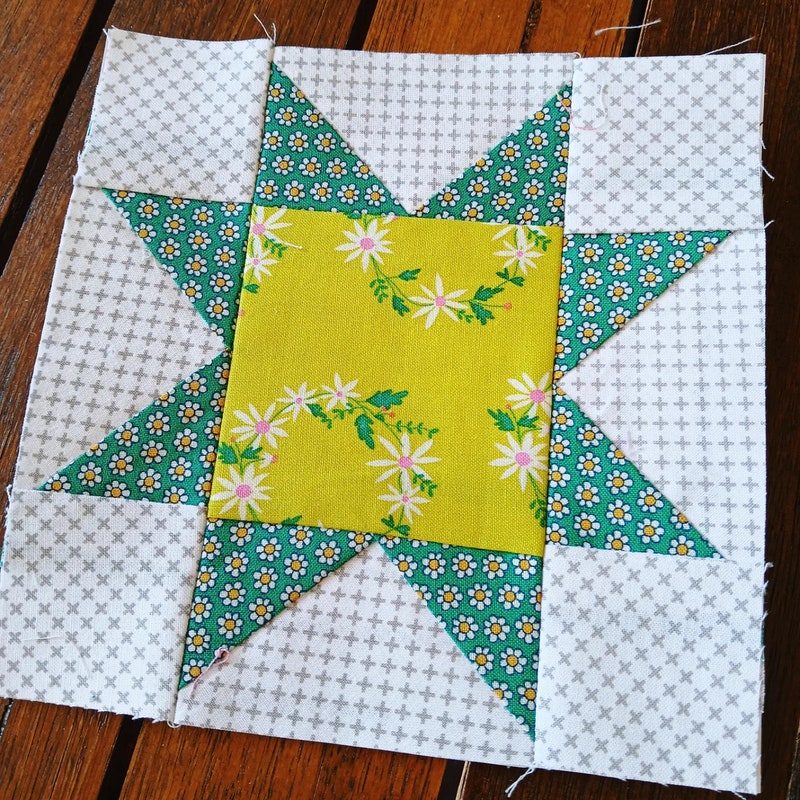 Vintage Star Quilt Piece - Etsy UK