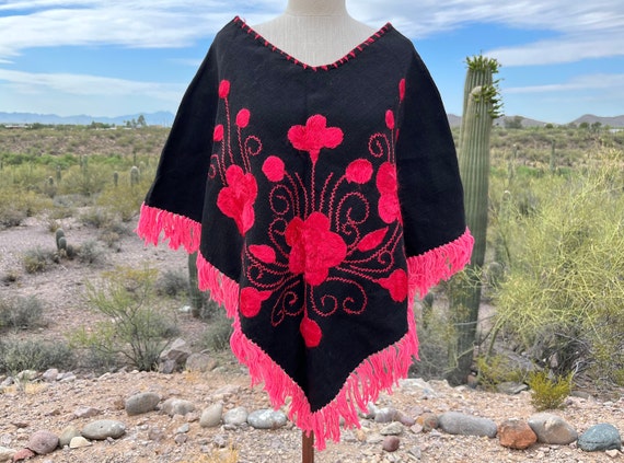 MEXICAN EMBROIDERED Poncho Woven Black Hot Pink Fring… - Gem