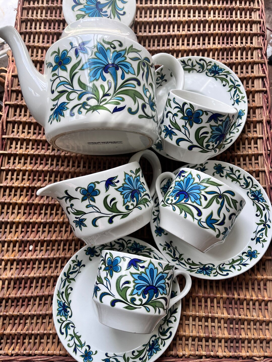 Vintage Midwinter Spanish Garden Tea Set: Retro Floral Kitchenware ...