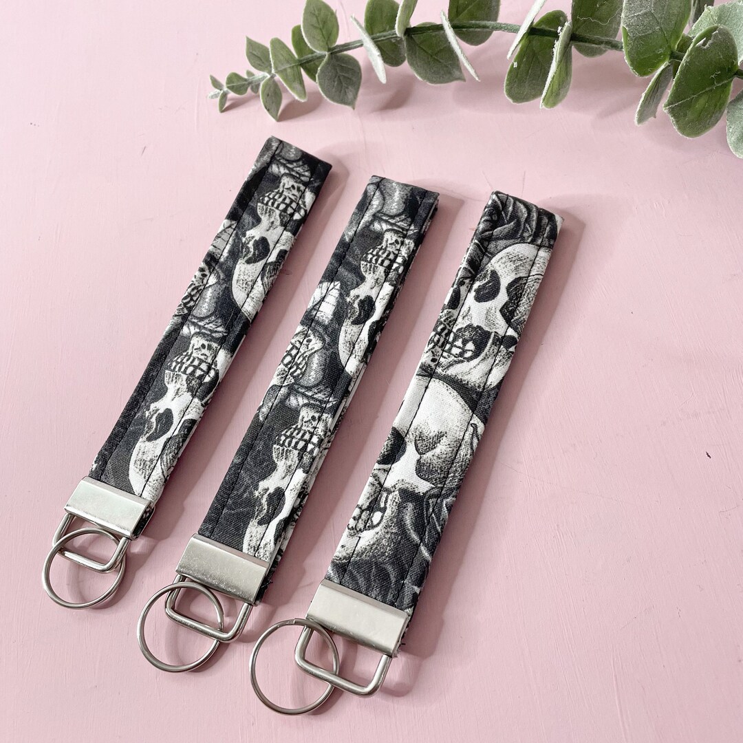 Skulls and Roses Wristlet Key Fob, Fabric Key Chain, Keyring Holder ...