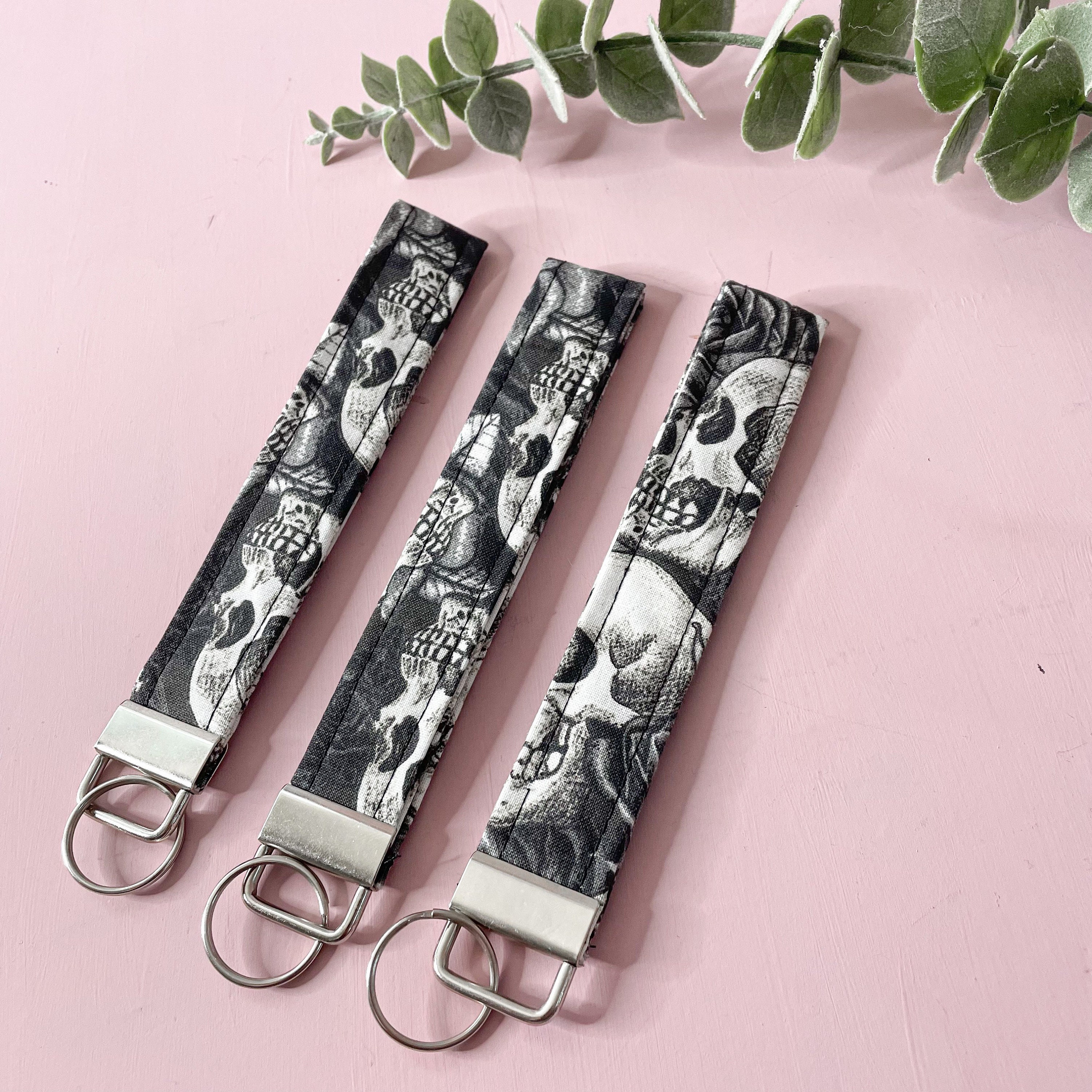 Skulls and Roses Wristlet Key Fob, Fabric Key Chain, Keyring Holder ...