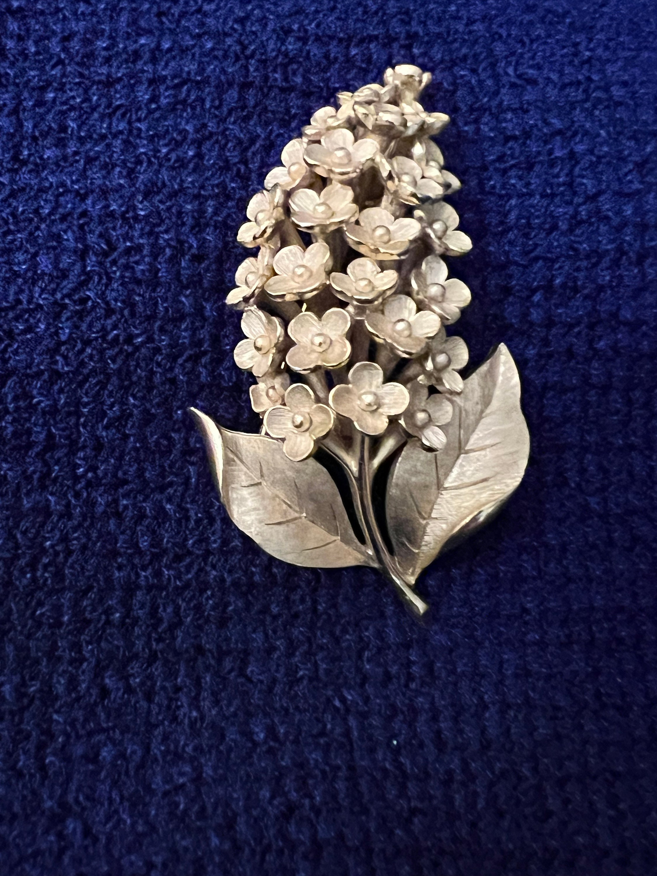 Crown Trifari Lilac Brooch - Etsy