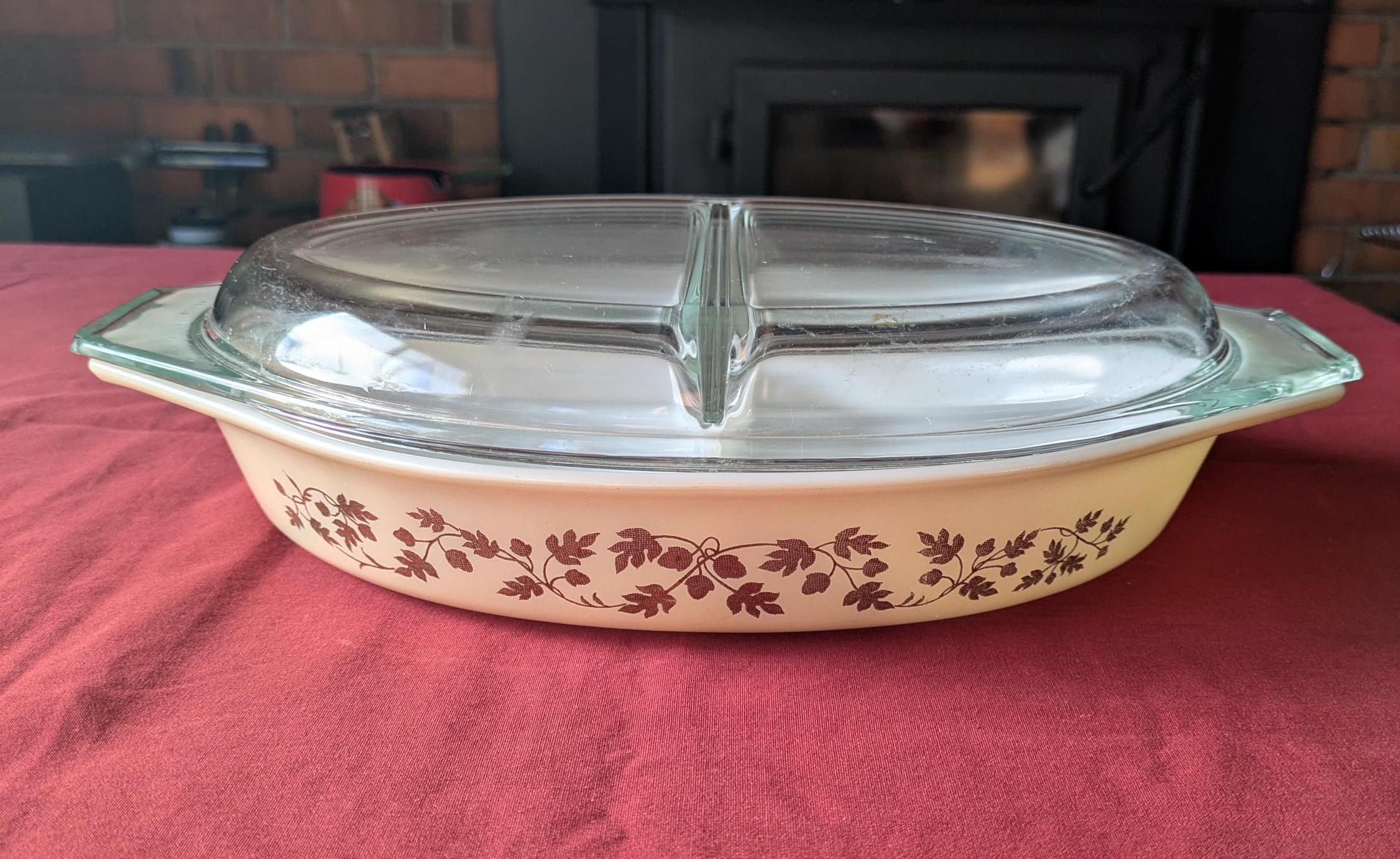Your Choice of Vintage Pyrex Divided Dishes With Lids - Etsy