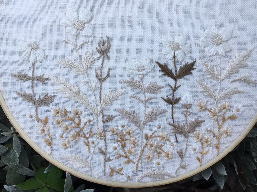 PDF Flower Embroidery Pattern/digital Download/white Flowers Design ...