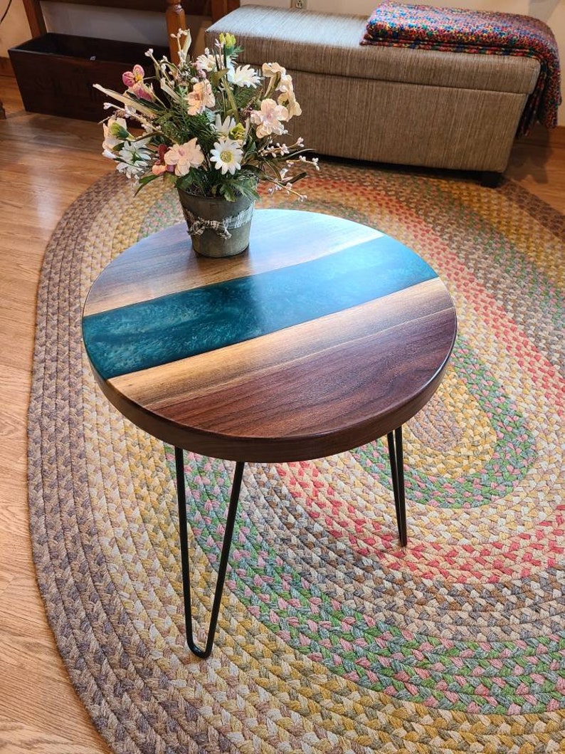 Live Edge Round River Table by Appawoodco. 18 Round | Etsy