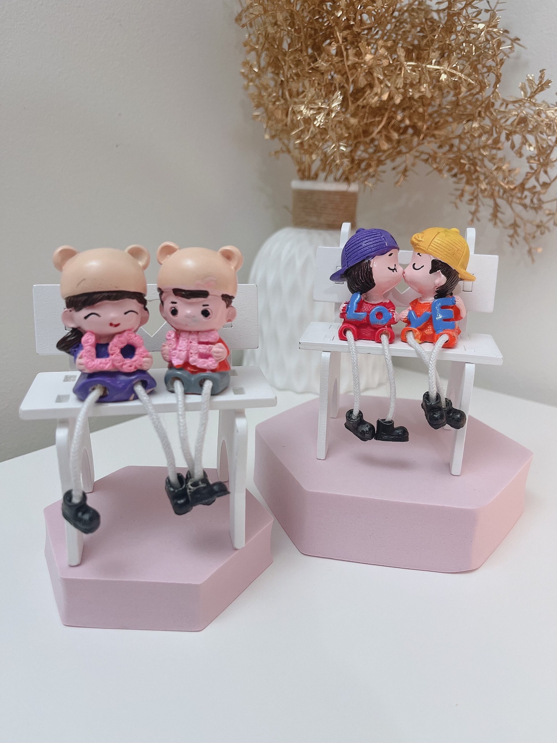 Cute Couple Emoji Miniature Figurines Bench Included Made of Resin Gift ...