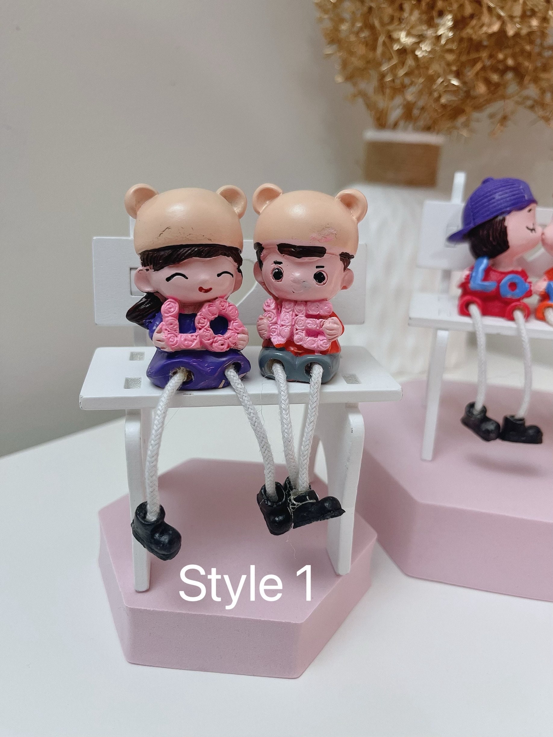 Cute Couple Emoji Miniature Figurines Bench Included Made of Resin Gift ...