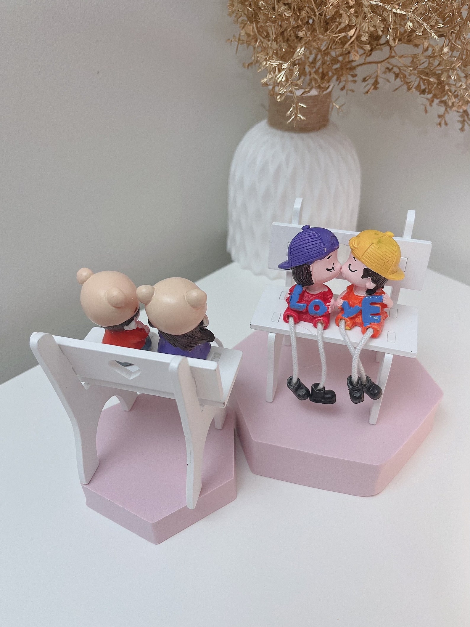 Cute Couple Emoji Miniature Figurines Bench Included Made of Resin Gift ...