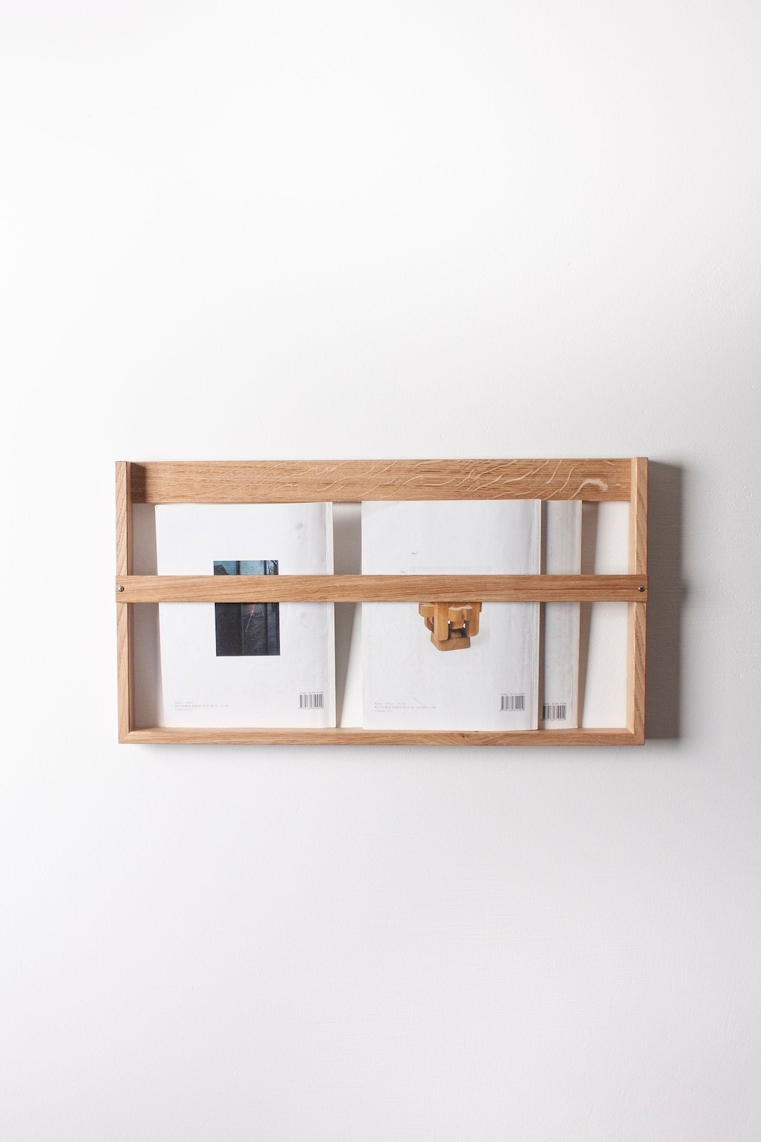 Modern Bookshelf and Magazine Shelf | Wood Magazine Rack & Book Rack ...