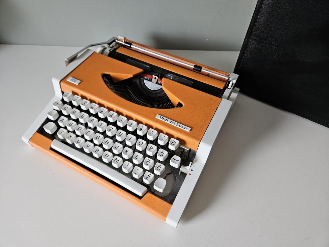 Vintage Orange Typewriter / Unis De Luxe / Portable Typewriter With ...
