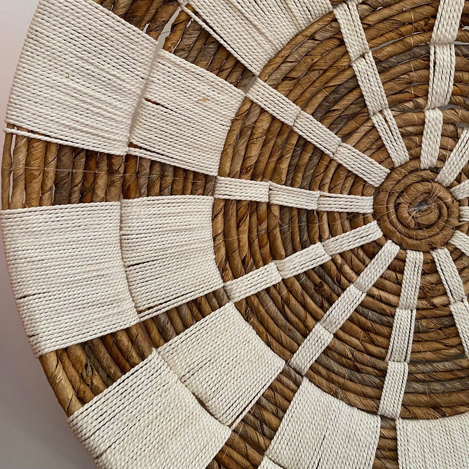 Round Wall Basket, Natural Wall Decoration - Etsy