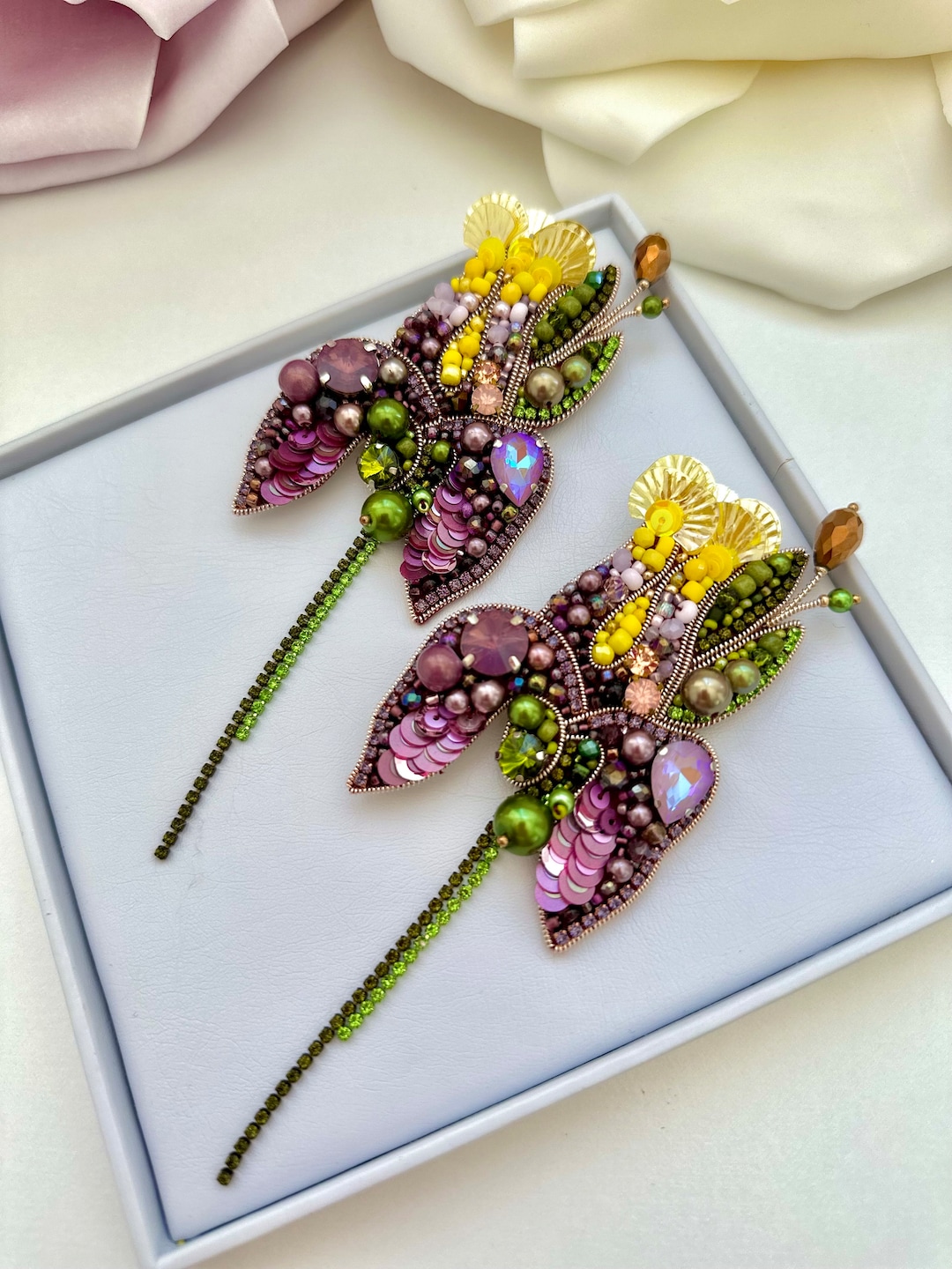 Hand-embroidered Brooch Purple Iris Flower Handmade Designer Pin Brooch ...