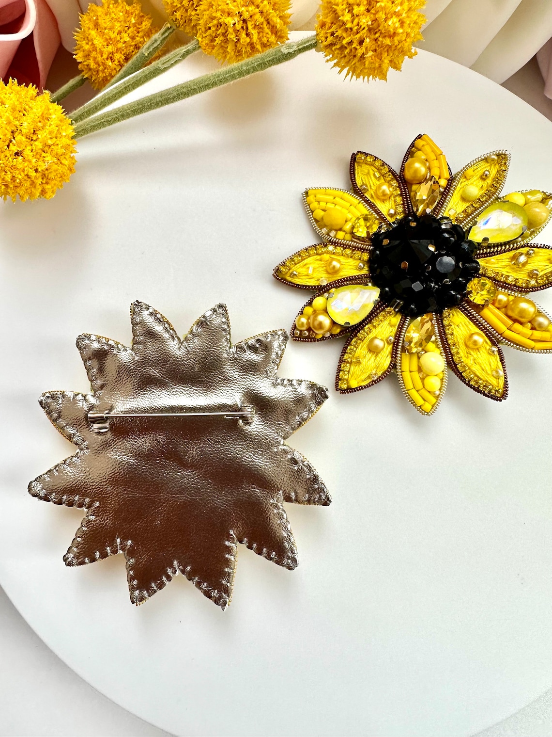 Hand Embroidered Pin Brooch sunflowerwithout the Leaves. - Etsy
