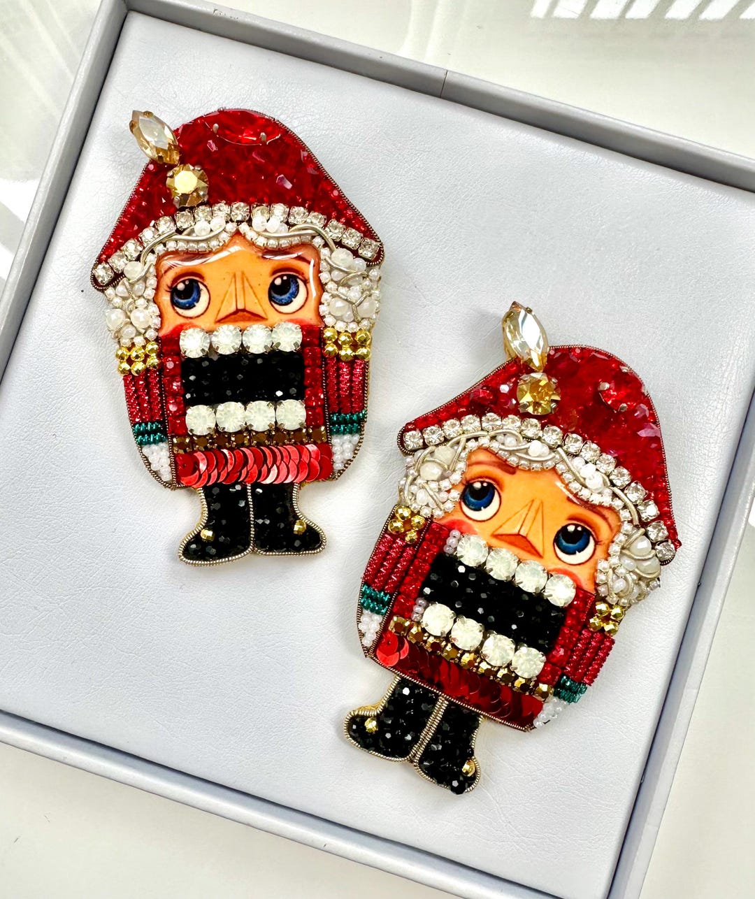 Hand-embroidered Brooch Nutcracker Christmas Gift Pin Brooch Handmade ...