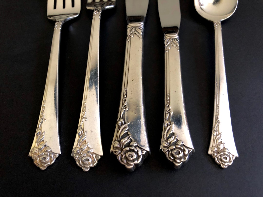 Sterling Silver One Place Setting Flatware, 5 Pc. Heirloom Sterling ...
