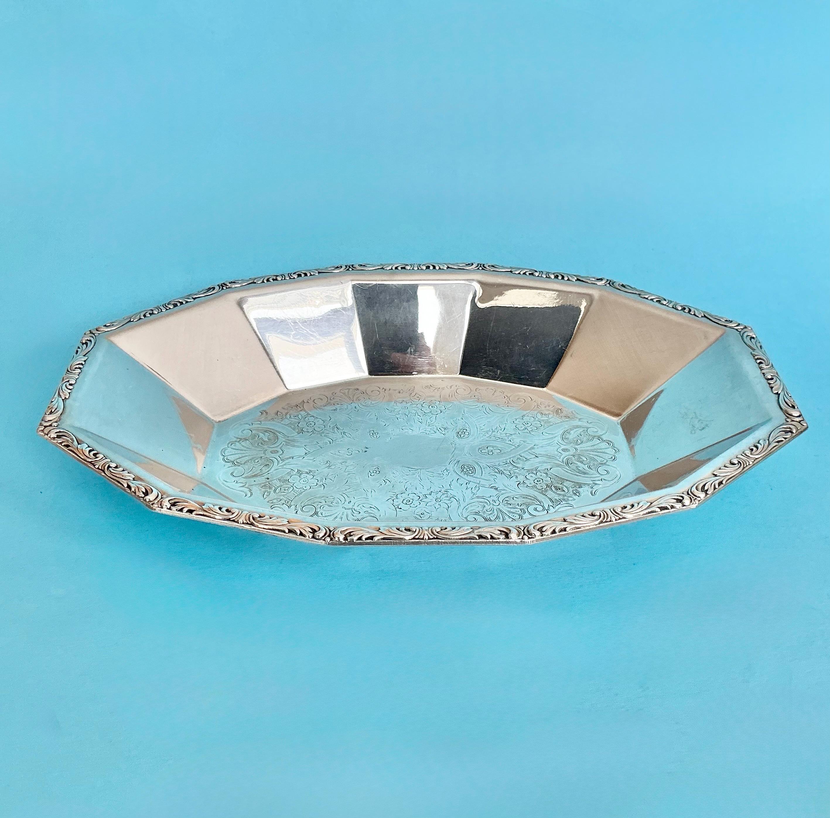 Silver Plated Oval Trays. Decorative Serving Dishes, Ornate Embossed ...