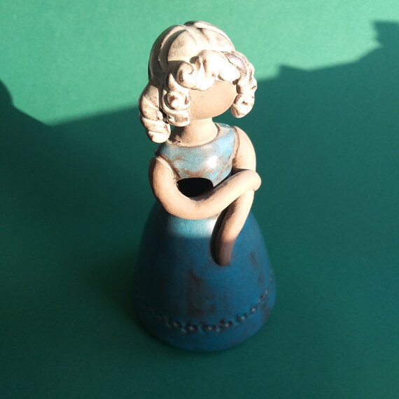 Signed elbogen Elbogen Sweden pottery lady figurine Sweden keramik Art ...