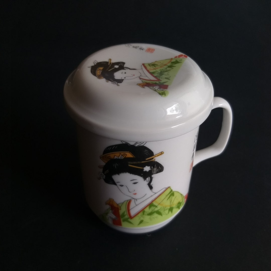 Vintage Asian Tea Mug With Ceramic Strainer and Lid. Decorative Chinese ...