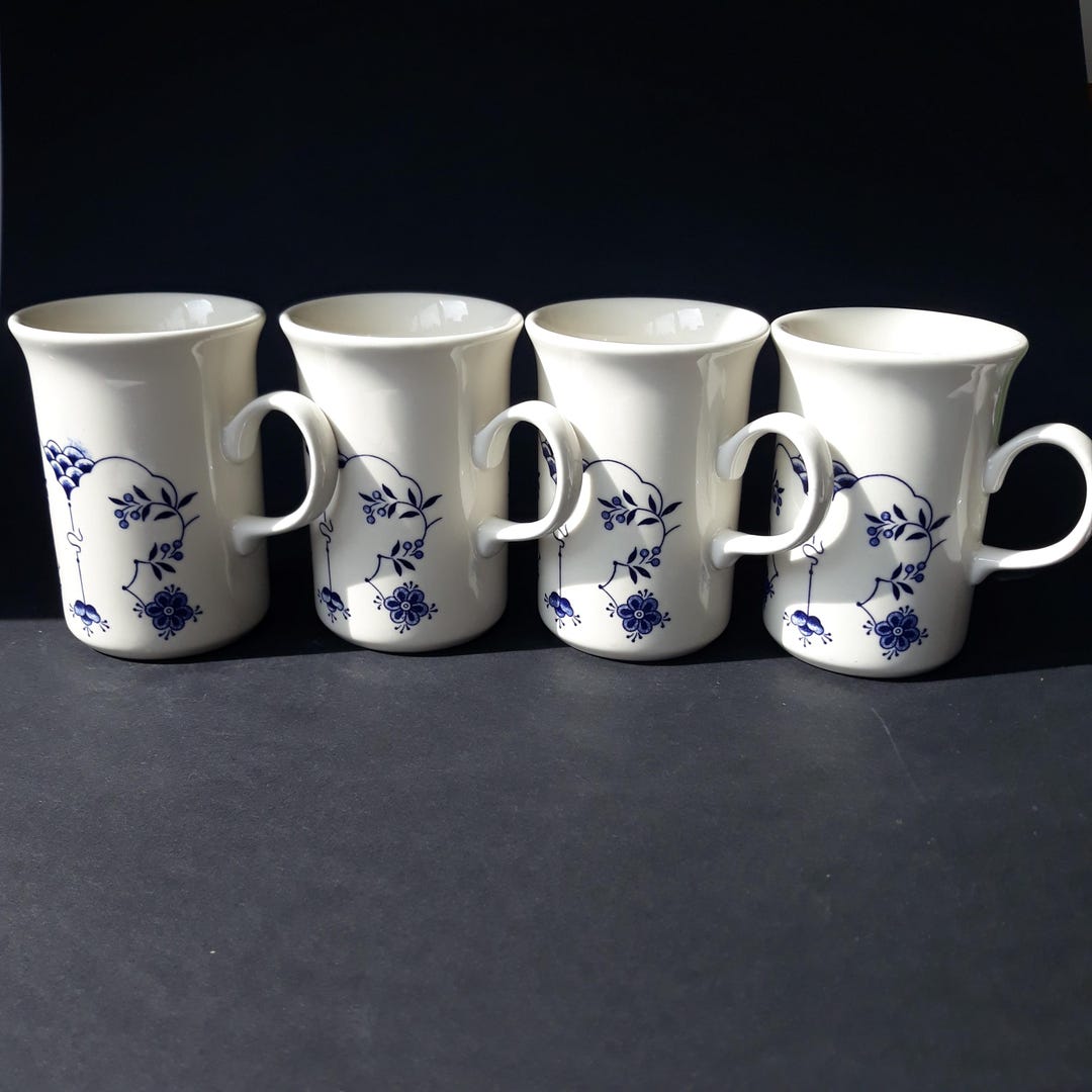 Churchill England. Set of 4 Wonderful Ceramic Mugs. White With Blue ...