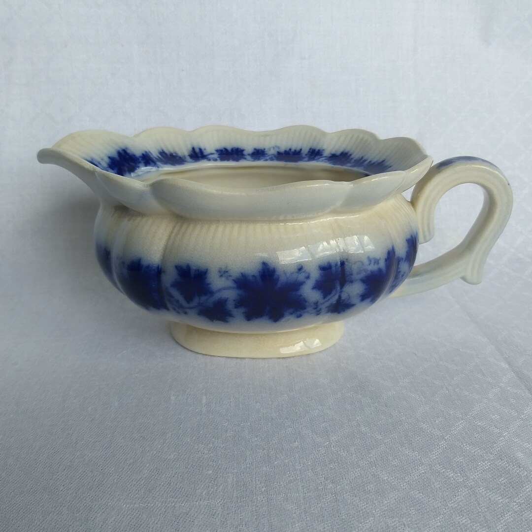Vinranka Gefle Porslinsfabrik Sweden. Vinranka Pattern Design of Grape ...