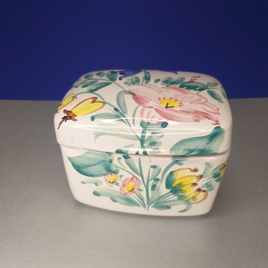 Vintage Lars Syberg Ceramic Denmark. White Jewelry Box Glazed and Hand ...