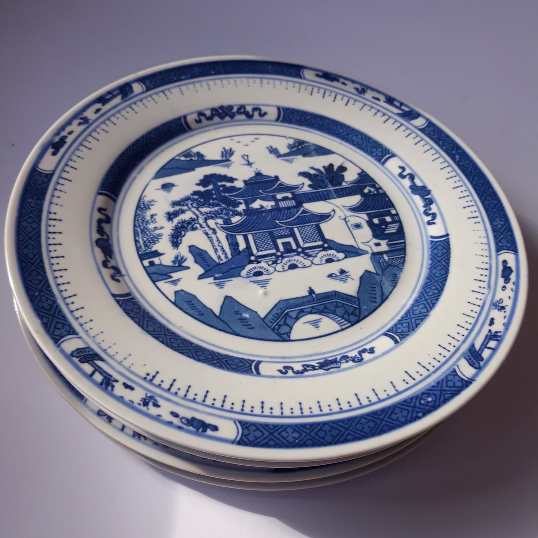 Vintage Chinese Plate 22.5 Cm 8.8 in Blue and White - Etsy