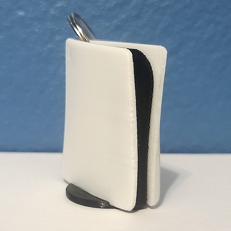 PS5 Keychain (digital), STL File for 3D Printing, 3D Print, 3D Model ...